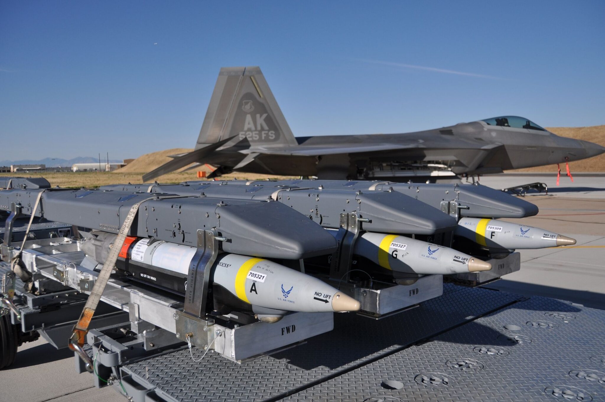 U.S. Sees Surge in Small Diameter Bomb Acquisitions - Defense Security ...
